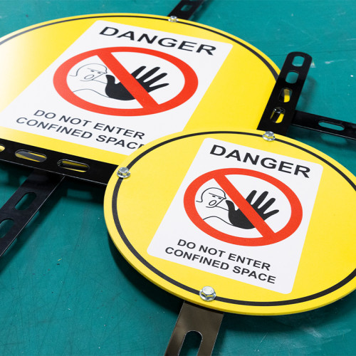 Centurion - Adaptable Barrier: Danger Do not enter Confined space (600mm)